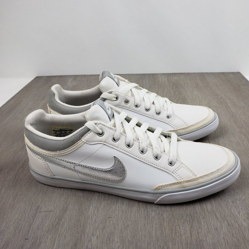 Nike White Metallic Silver Leather Capri Iii Shoes - Gem
